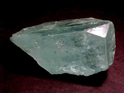 Aquamarine Crystals: natural aquamarine crystals