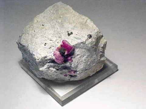 Red Beryl (bixbite) Crystals and Mineral Specimens