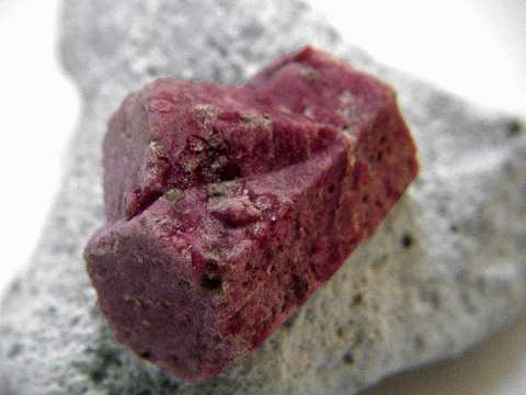 Red Beryl (bixbite) Crystals and Mineral Specimens