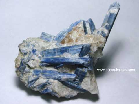 Kyanite Crystals: natural kyanite crystals