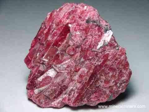 Rhodonite Mineral Specimens and Rhodonite Crystals