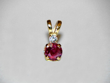 Ruby Jewelry: natural ruby jewelry pendants, ruby necklaces and ruby ...