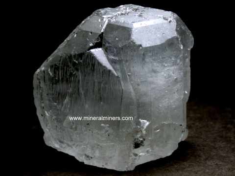 Topaz Crystals and Topaz Mineral Specimens: natural color topaz crystals