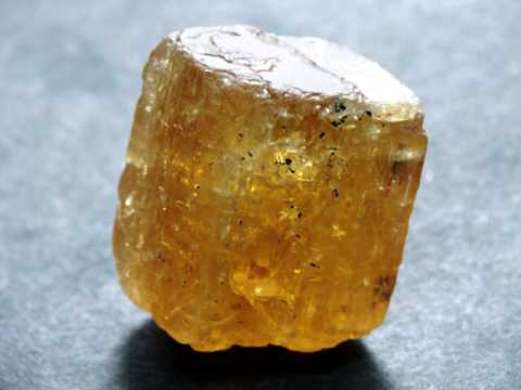 Topaz Crystals and Topaz Mineral Specimens: natural color topaz crystals